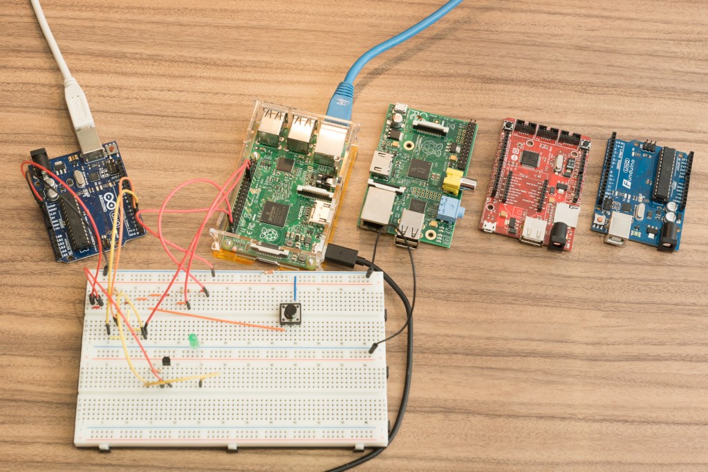 Reaktionszeit Vergleich Raspberry Pi 2 Windows 10 Vs Mono Vs Python Vs